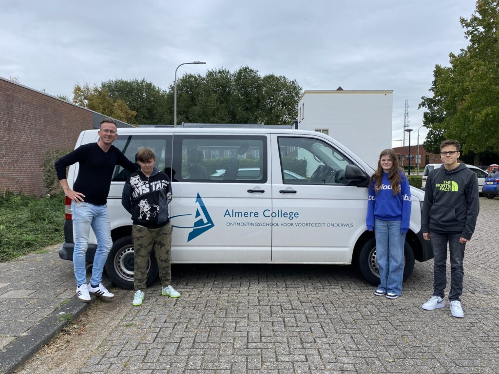 Almere College Praktijkonderwijs: "Stages zijn belangrijk" - Ondernemersvereniging De Driehoek